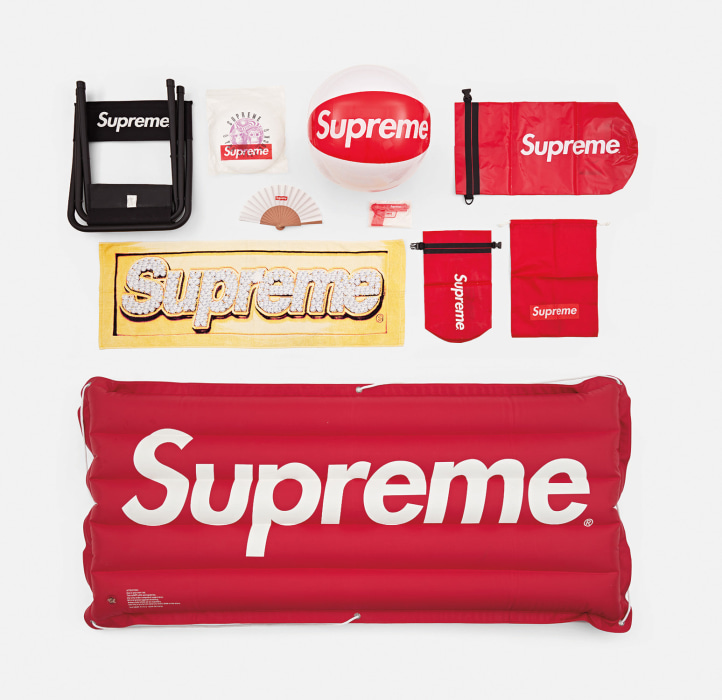 Supreme 24/7