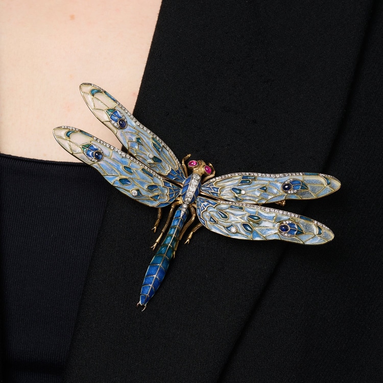 Enamel, gem-set and diamond brooch Geneva Jewels: Online Auction