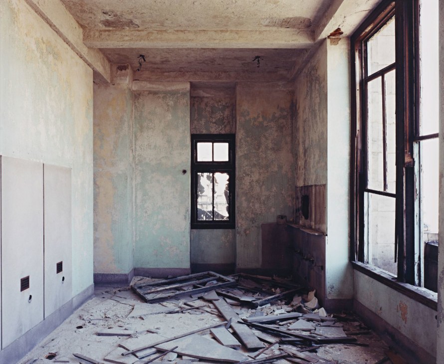 Stan Douglas Under the Influence