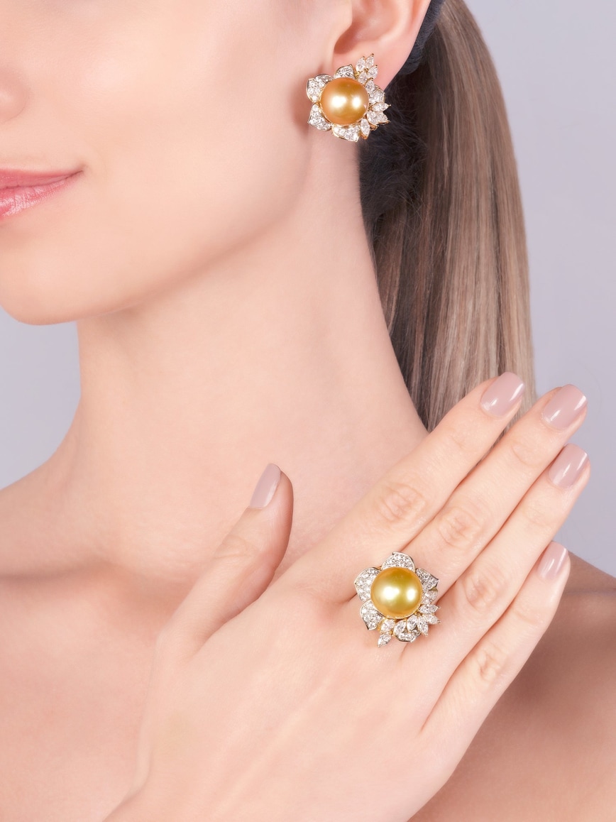 Cultured Pearl and Diamond Demi-Parure Hong Kong Jewels: Online Auction