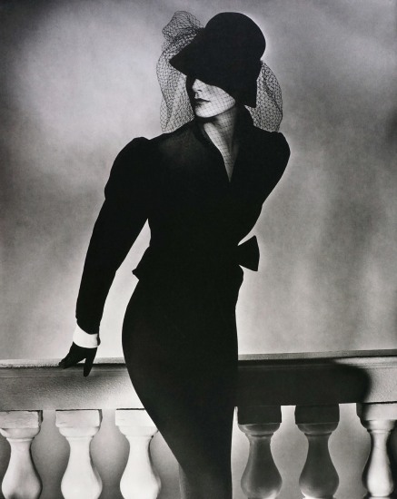 John Swannell Tailor-Made: Fashion Photographs from the Collection of ...